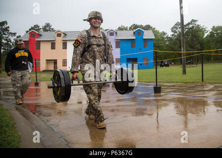Sgt. David Gutierrez, a U.S. Army Reserve military police Soldier with ...