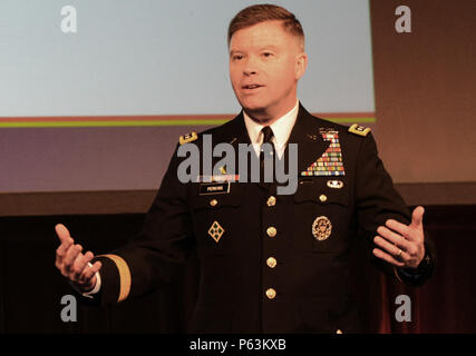 Gen. David G. Perkins, commander, Training and Doctrine, gave a Stock ...
