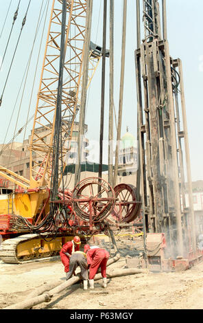 A hydrofraise machine which grinds a narrow trench in the rock with ...