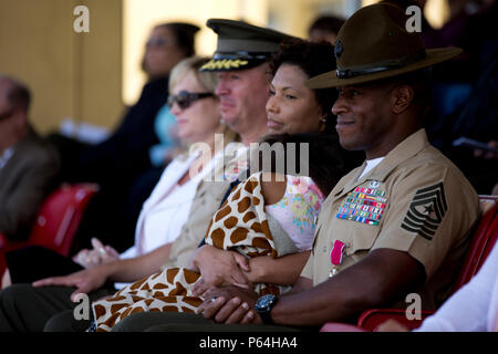 Sgt. Maj. James Porterfield, the incoming I Marine Expeditionary Force ...