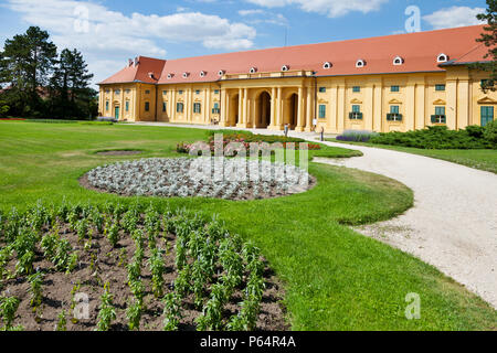 stáje a jízdárna, zámek Lednice (UNESCO), LVA Lednicko-valtický areál ...