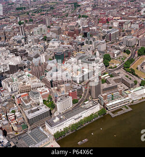 Aerial view of the Tower of London and Tower Hill Memorial in London ...