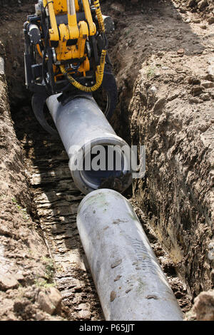 Pipe grap in action Stock Photo - Alamy