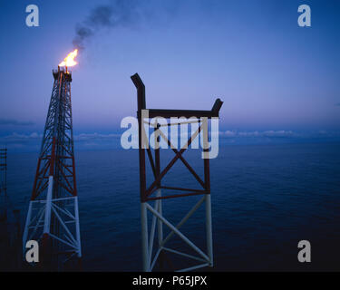Burning off natural gas from the oil fields in Rumaila, southern Iraq ...