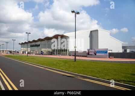 Terminal building at Robin Hood Airport Doncaster Sheffield Stock Photo ...