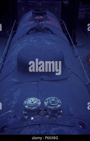 War Department steam loco No 90733 Wheel Detail Stock Photo - Alamy