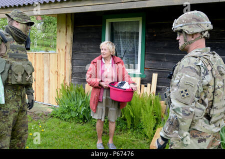 Brig. Gen. James J. Mingus (left), deputy commanding general, 4th ...