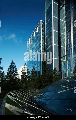 Office buildings in London's Docklands, damaged in last night's IRA ...