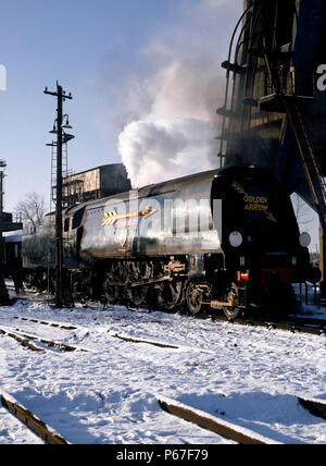 The Coaling Tower at Carnforth Locomotive Depot 1 August 1968 Stock ...