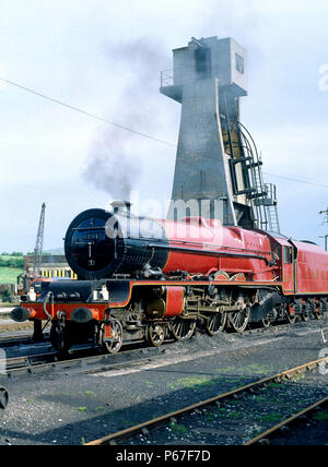 The Coaling Tower at Carnforth Locomotive Depot 1 August 1968 Stock ...
