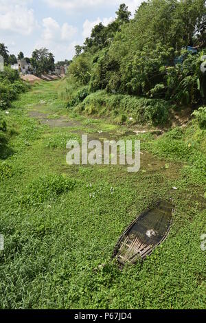 River Kaushiki or Kana Damodar (old course of river Damodar) at Garh ...