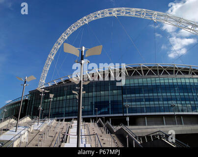 Wembley Stadium was designed by architects HOK Sport and Foster ...
