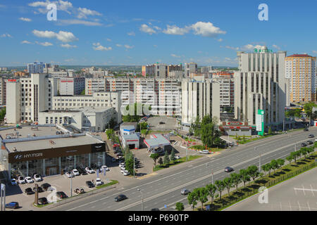Kazan, Tatarstan, Russia - Jun 21, 2018: Thoroughfare and automobile ...
