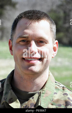 1st Lt. Thomas Bentley, the executive officer for the 832nd Engineer ...