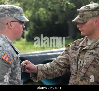 The first 194th Engineer Brigade, Tennessee Army National Guard troop ...