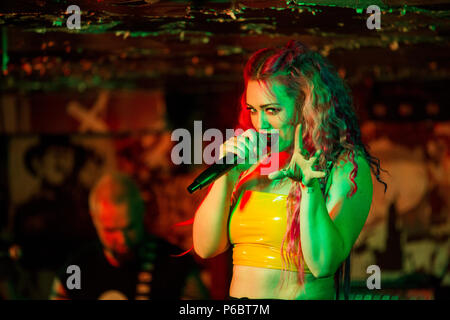 Sumo Cyco - Skye Sweetnam (Sever) - Newcastle 2018 Stock Photo - Alamy