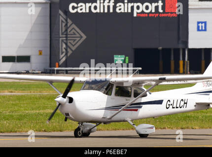Cessna C172 Skyhawk Stock Photo - Alamy