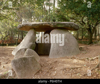 Europe, Spain, Galicia, Ribeira, Dolmen de Axeitos (prehistoric ...