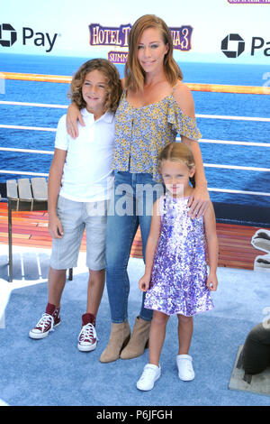 Kendra Wilkinson, Alijah Baskett and Hank Baskett IV celebrating the ...
