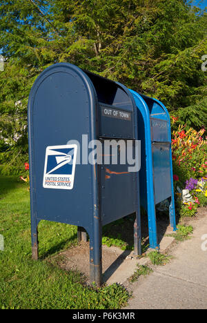 united states postal service blue dropbox post box New York City USA ...