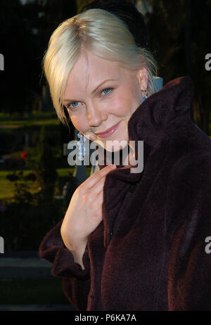 Laura Harris (Dead Like Me) arriving at the Showtime tca Party at the ...