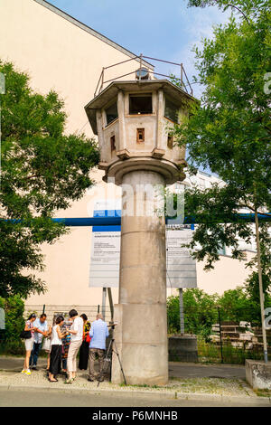 - the Berlin Wall, watchtower of DDR border police ( Volkspolizei ...