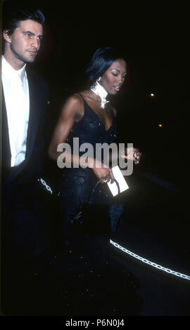 Naomi Campbell 1992 Photo By John Barrett/PHOTOlink Stock Photo - Alamy
