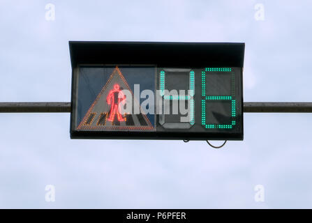 Countdown timer on pedestrian crossing,traffic,light,lights, in ...