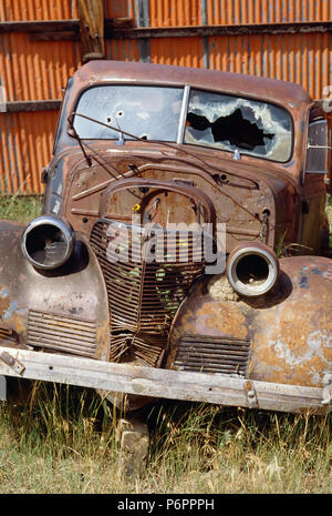 Old wrecked jalopy car in Joshua Tree near Wall Street Mine Stock Photo ...