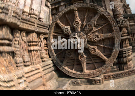 The image of Wheel of Chariot in motion at Konark Sun Temple in Odisha ...