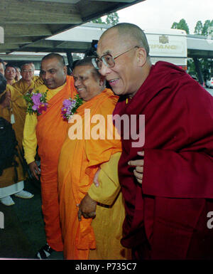 Kyoto, Japan. 7th Apr, 1998. Dalai Lam 14 of Tibet attends the first ...