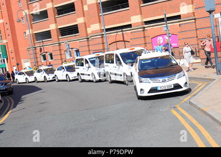 Leeds City Centre Taxi Rank at Train station Stock Photo - Alamy
