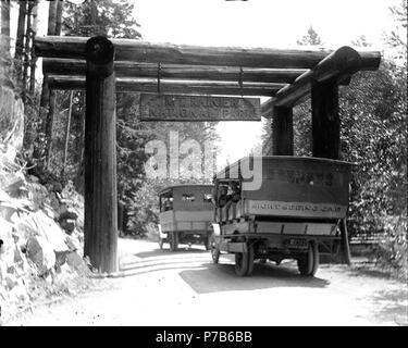 Longmire gate, Mount Rainier National Park, Washington Stock Photo - Alamy