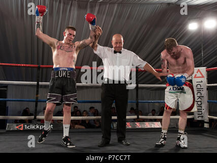 Luke Middleton beat Dale Arrowsmith in his professional debut during ...