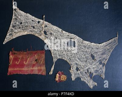 Precolumbian Peruvian textile fragment. Peru. Tapestry depicting ...