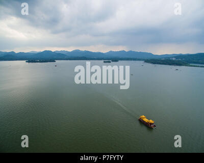Aerial photo shows the summer scenery of Wanfeng Lake in Xingyi City ...