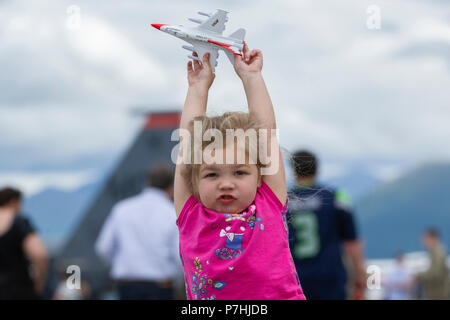 Kathryn Rast, 3, daughter of Air Force Master Sgt. Christopher Rast ...
