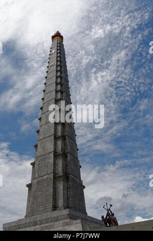 The Juche Tower in Pyongyang, North Korea against a deep blue sky Stock ...
