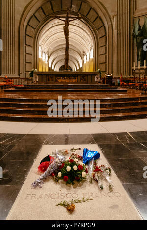 Tomb of Spanish dictator Francisco Franco in the Basilica de la Santa ...