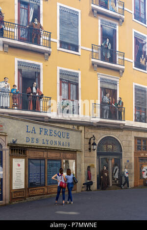 La Fresque des Lyonnais, art in the walls of Lyon, France Stock Photo ...