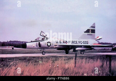 32d Fighter-Interceptor Squadron Convair F-102 Delta Dagger 56-1032 ...