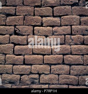 PARED DE ADOBE Stock Photo - Alamy