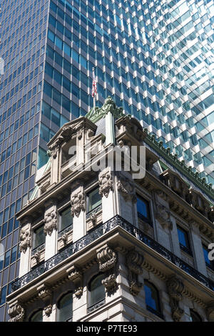 452 Fifth Avenue, Beaux-Arts and Modern Tower contrasting architecture ...