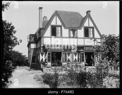 Eeuwigelaan 28, villa 't Huis de Spar uit 1913 door architect P. Smoor ...