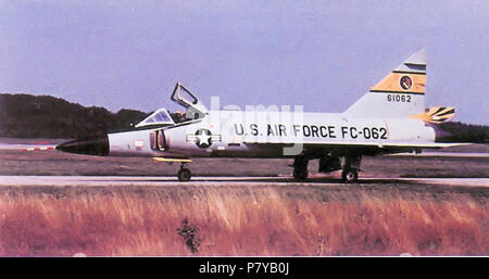 496th Fighter-Interceptor Squadron Convair F-102 Delta Dagger 56-1080 ...