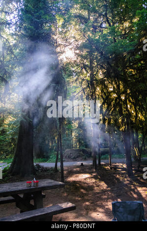 Camping at La Wis Wis Stock Photo - Alamy