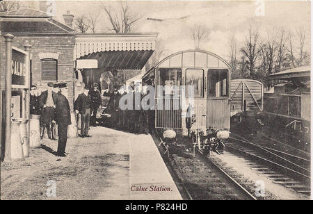 Calne railway station Stock Photo - Alamy