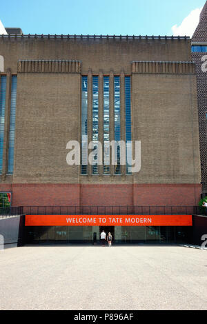 tate modern staff entrance