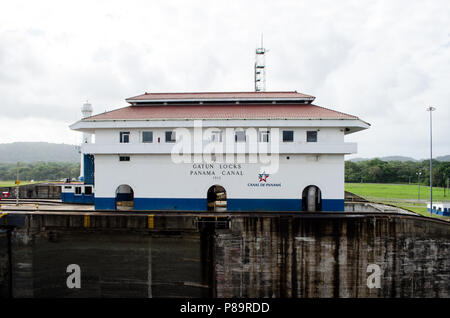 Panama Canal Control House at Gatun Locks Stock Photo - Alamy