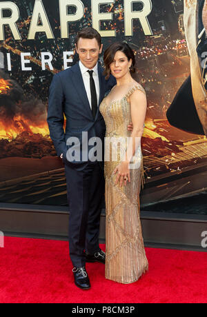 JJ Field and Neve Campbell attend the Opening Night of Derren Brown ...